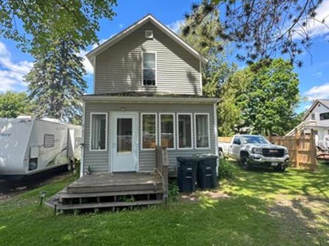 402 Washington St W, Crandon, WI 54520