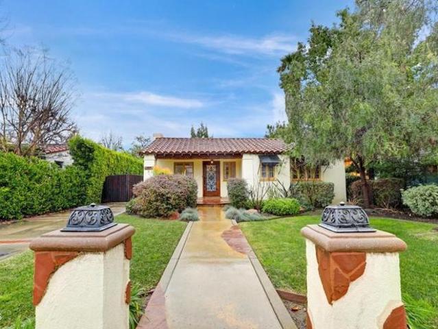 402 Virginia Ave, Pasadena, CA 91107