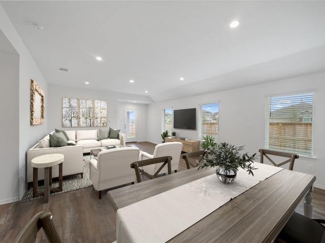 40343 Bermuda Ivy Street