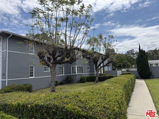 4034 Abourne Rd Apt A, Los Angeles, CA 90008