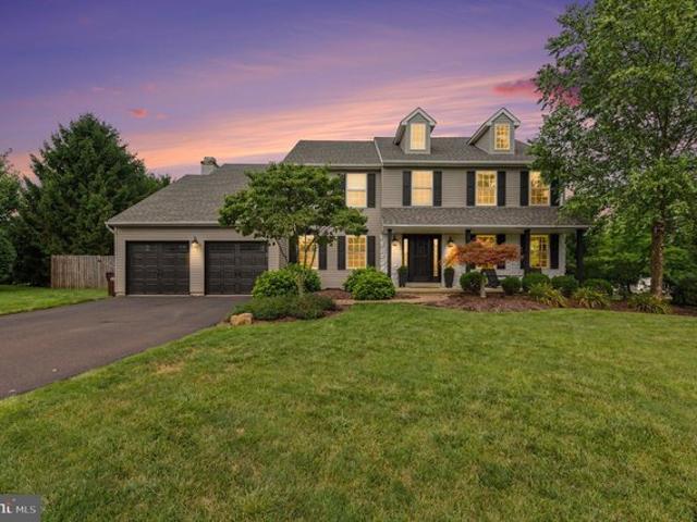 4034 Luke Dr, Doylestown, PA 18902