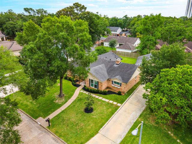 4034 Shady Springs Drive
