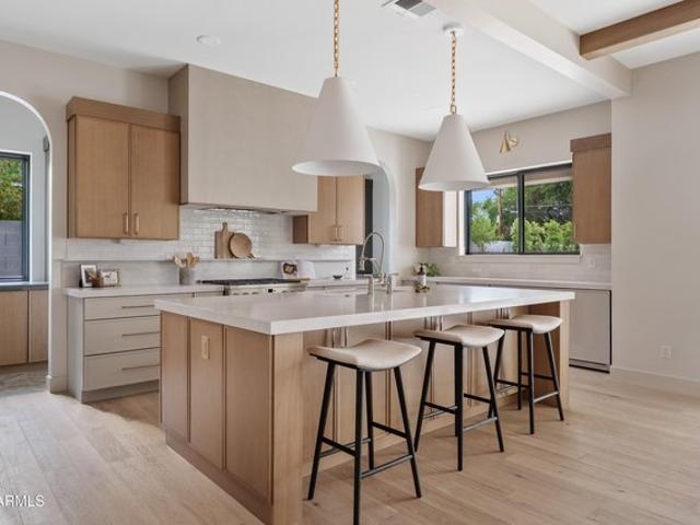 4035 E Osborn Rd, Phoenix, AZ 85018