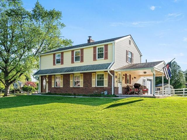 4035 Fairway Rd, Lafayette Hill, PA 19444