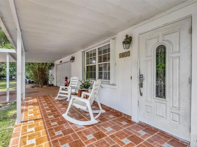 4035 th Ave N, West Palm Beach, FL 33411 | MLS #A11811