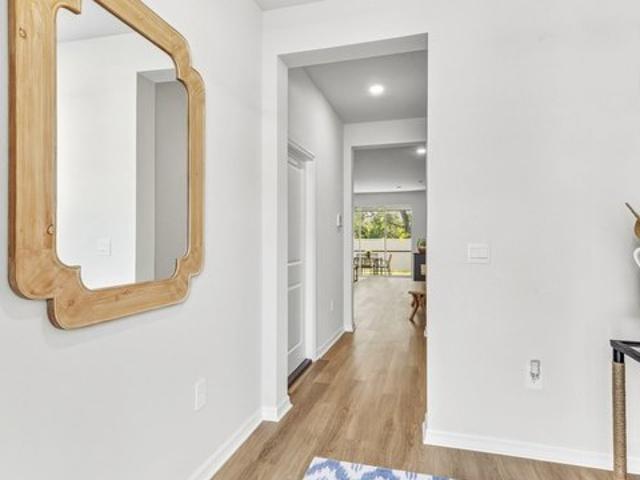 4036 Gold Dust Ln, Sarasota, FL 34243