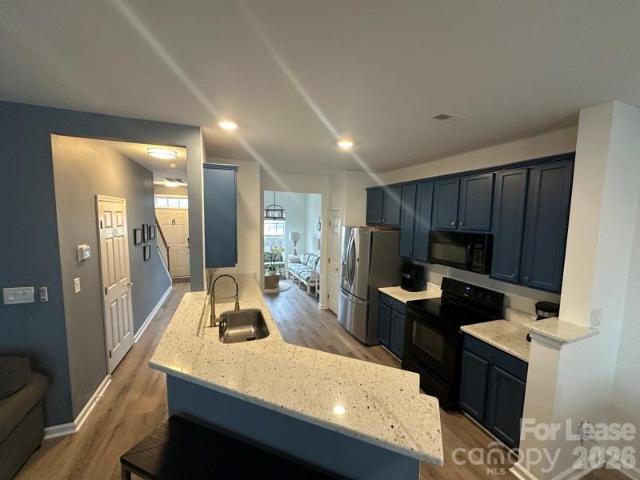 4036 Holly Villa Circle