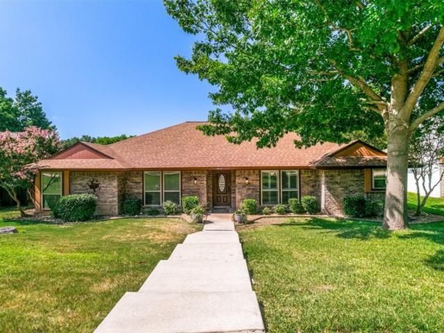4036 Los Robles Dr, Plano, TX 75074