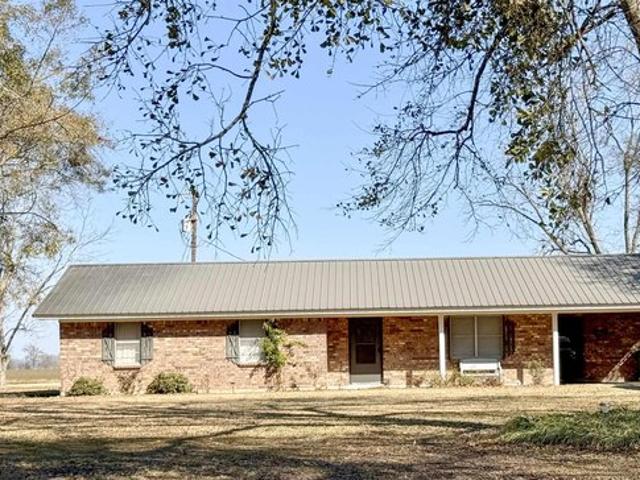 4037 River Rd, Gilbert, LA 71336