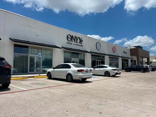 4037 W Expressway 83 155