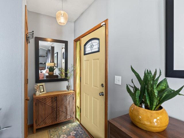 4038 N Queen Ave, Minneapolis, MN 55412 | Compass