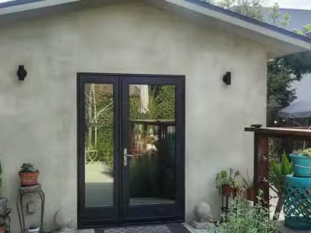 4038 Albright Ave #A, Los Angeles, CA 90066