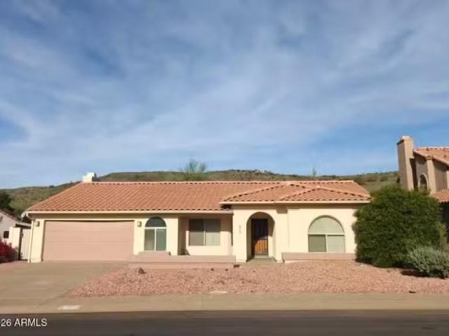 4038 E Thistle Landing Dr, Phoenix, AZ 85044 MLS 6969268