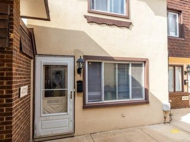 4038 Fitzjames Walk, Oak Lawn, IL 60453