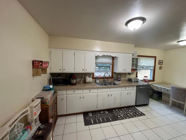 4039 Main Street NE