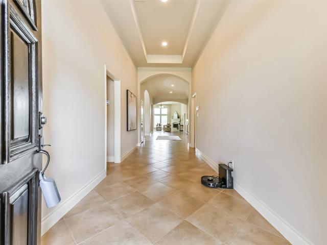 4039 N Creekmont Drive