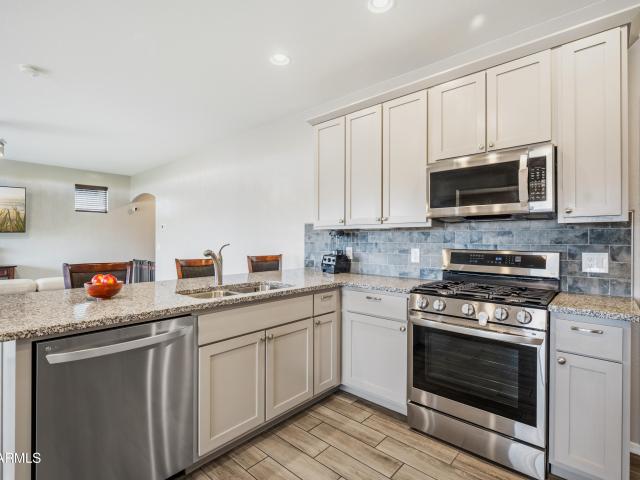 4039 big bend street