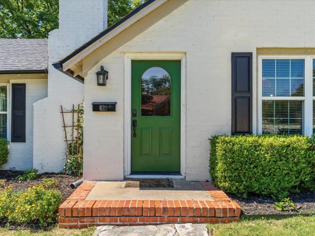 4039 El Campo Avenue