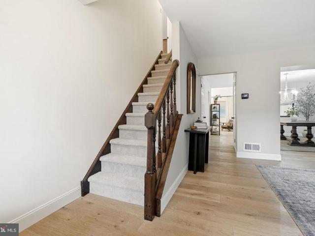 4039 Holly Way