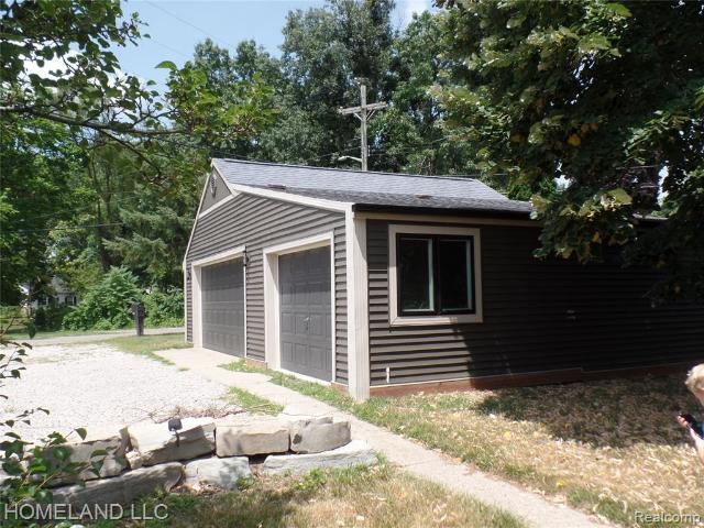 4039 Lotus Drive