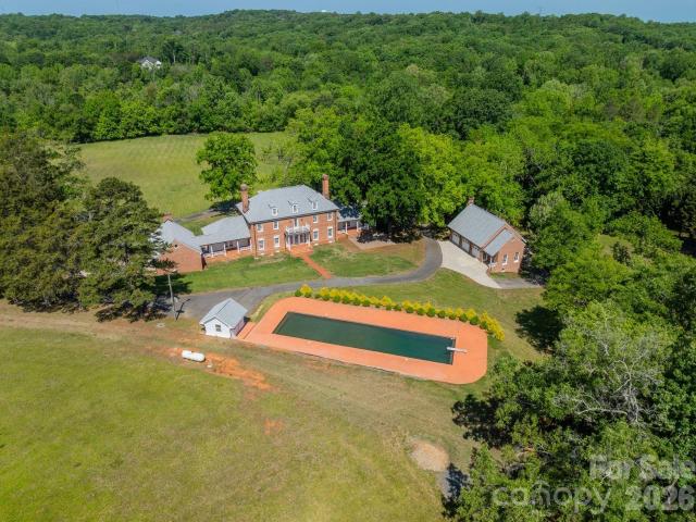 4030 Oak Hollow Lane