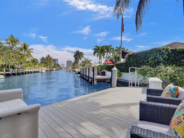 4030 Bayview Dr, Fort Lauderdale, FL 33308