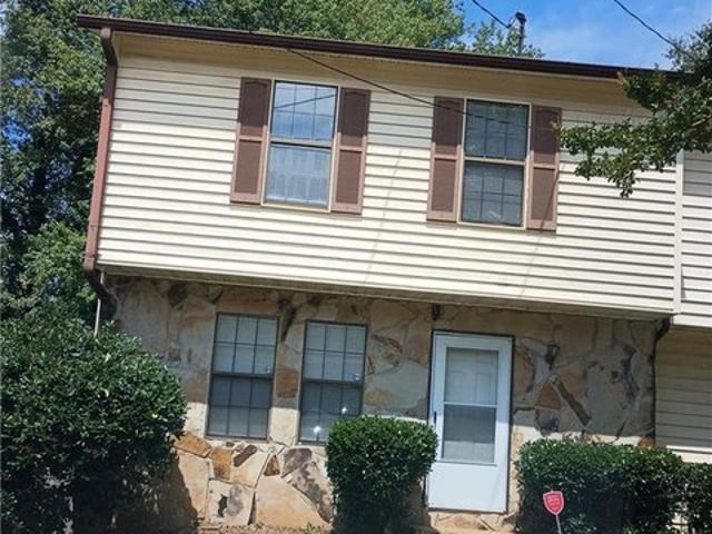 4030 Laurie Jo Dr SW, Marietta, GA 30008
