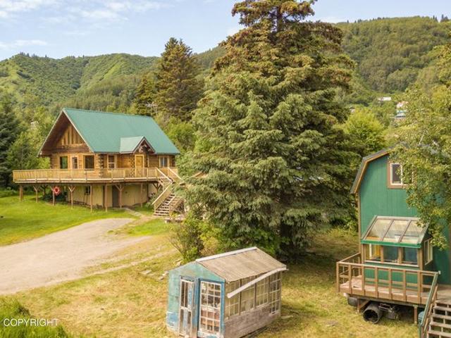 40315 Grewingk Cir, Homer, AK 99603