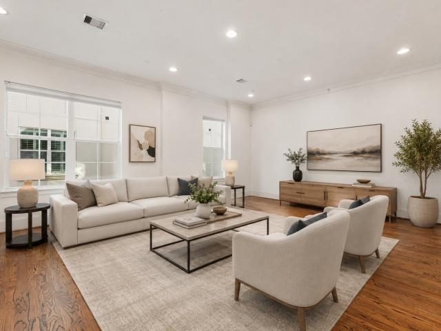 4031 Bellefontaine Street 128