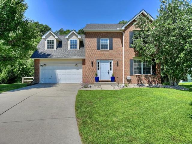 4031 Crystal Creek Cir, Burlington, KY 41005