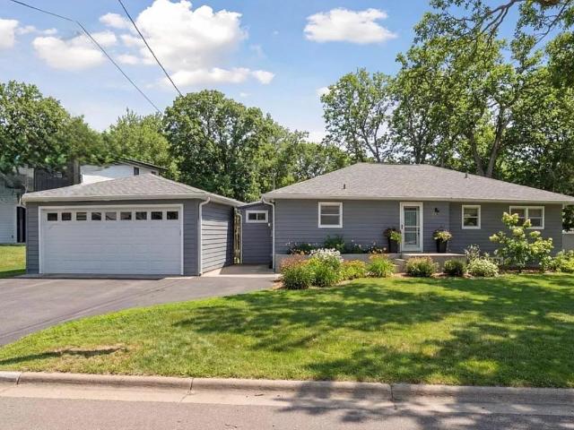 4031 Roanoke St SE, Prior Lake, MN 55372 | Compass