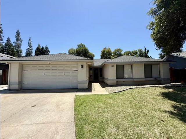 4031 W San Bruno Ave, Fresno, CA 93722