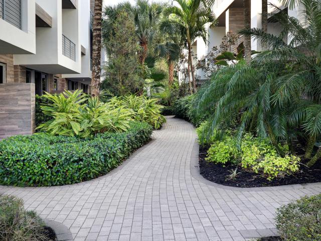 4033 NW 17th Way, Boca Raton, FL 33431 | MLS #B26008