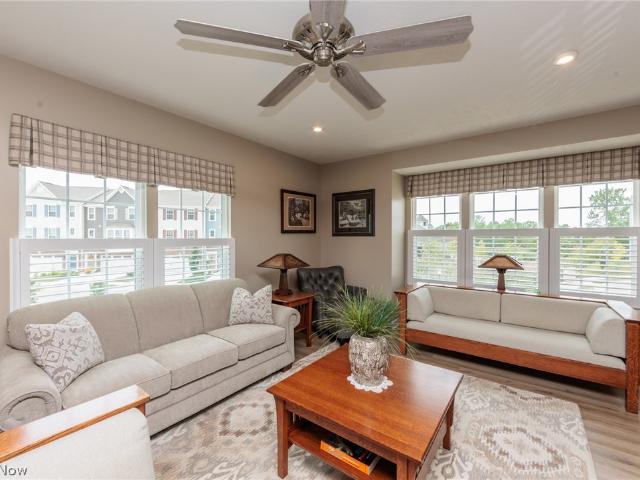 4033 N Steels Circle 31