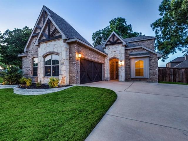 4033 Orchard Park Ln, Midlothian, TX 76065