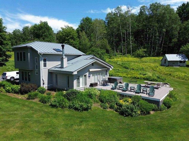 4033 E Warren Rd, Warren, VT 05674
