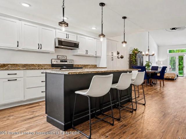 4033 Eastbridge Circle Road
