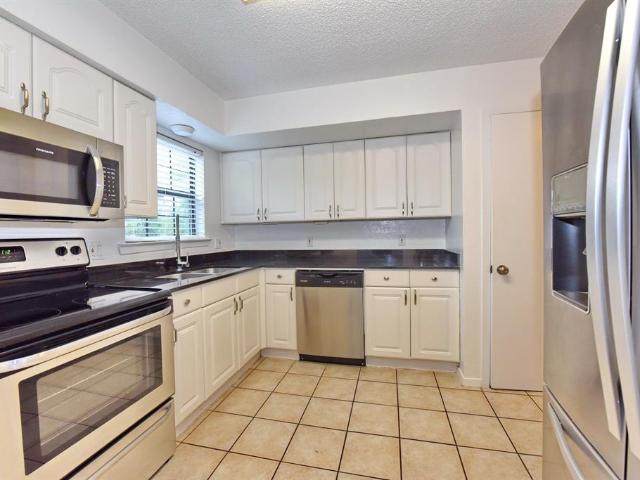 4033 Gilbert Avenue # 210