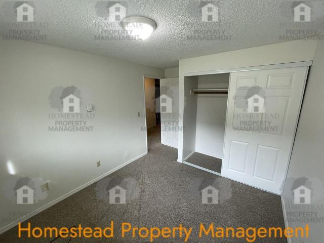 403 3 Bedroom Apartment for Rent at 280 Evergreen Dr, Independence, OR 97351