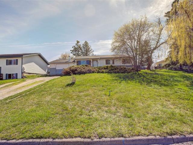 403 19th Ave W, Polson, MT 59860