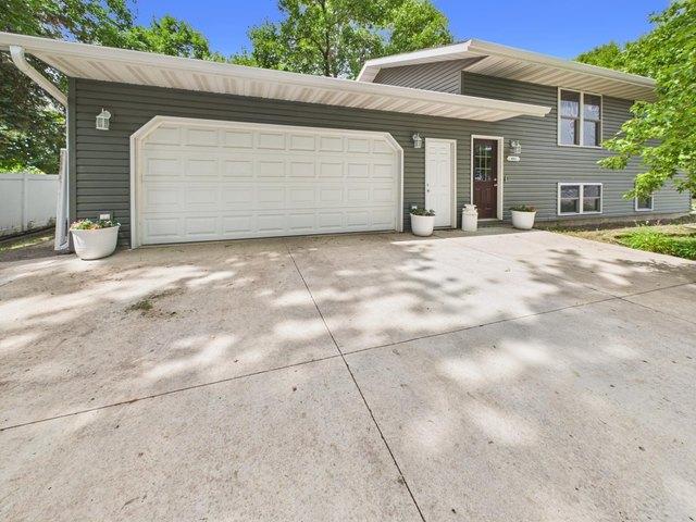 403 5th Ave SE, Melrose, MN 56352