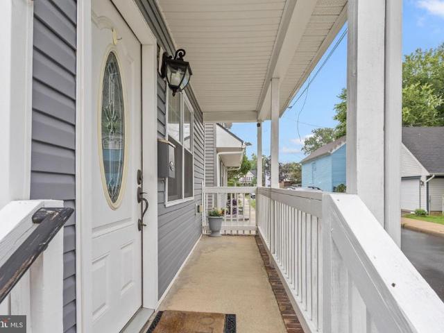 403 Carpenter Street