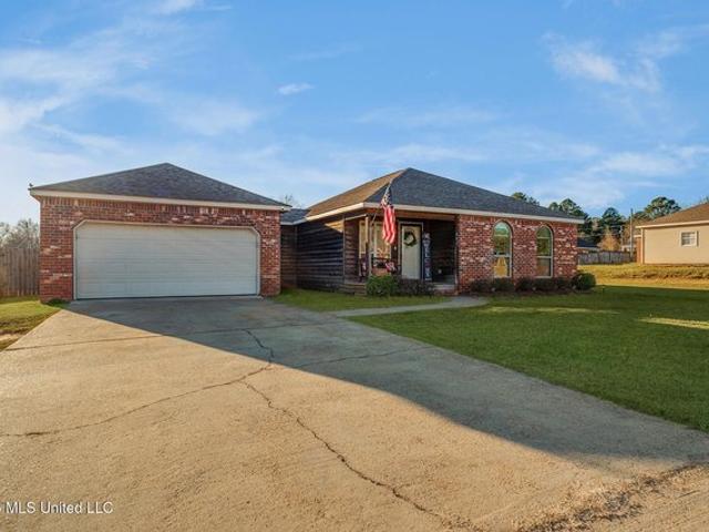 403 Chenoa Ave, Carthage, MS 39051