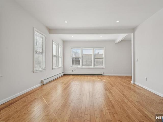 403 Abington Avenue # 2