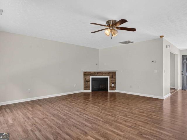 403 Avant Road NW