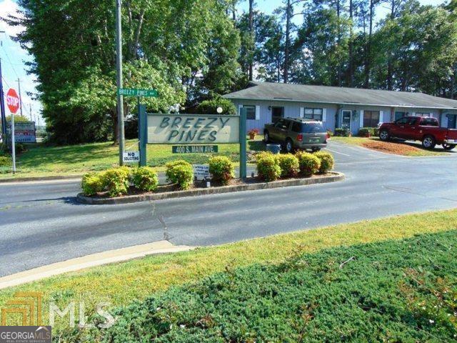 403 Breezy Pines Way