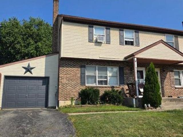 403 Grant Ave, Leesport, PA 19533