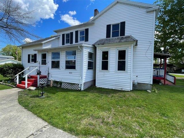 403 Grant St, Saegertown, PA 16433