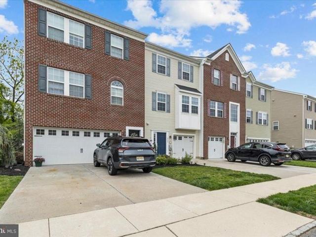 403 Dogwood Dr, Deptford, NJ 08096