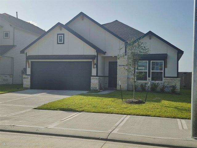 403 Dorion Lagoon Dr, Crosby, TX 77532